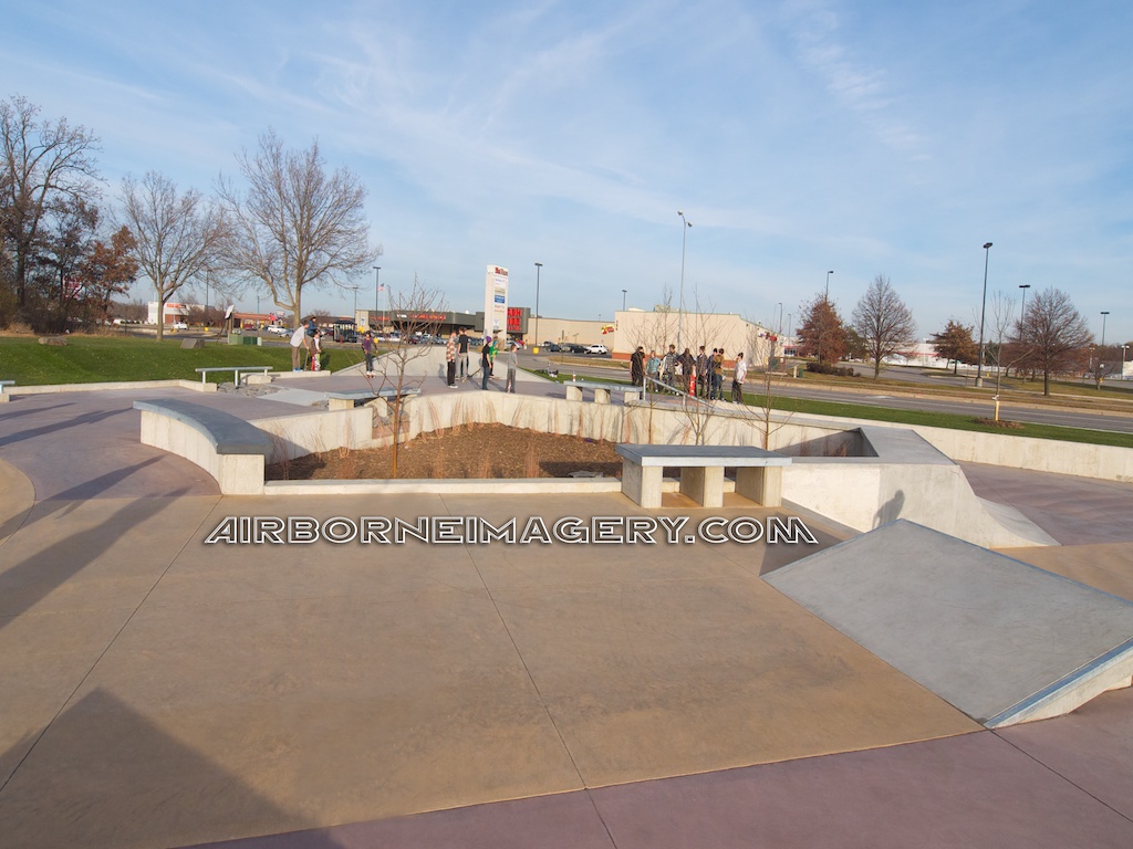 Blades Boards Bikes: Photography by Barry Weber